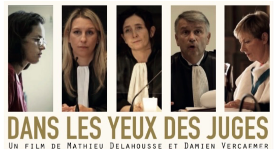 Affiche dans les yeux des juges | Sites Internet CA